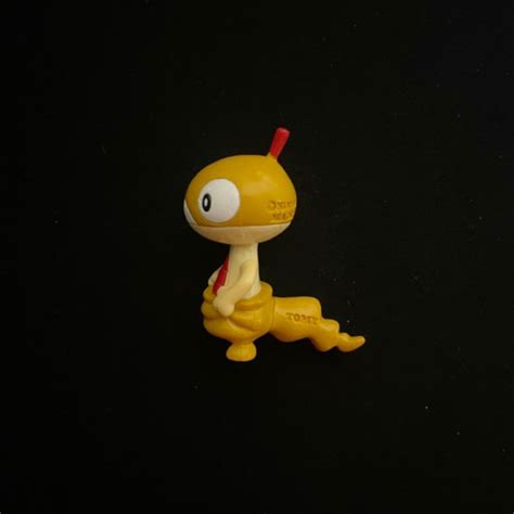 Pokemon Takara Tomy Scraggy Shopee Malaysia