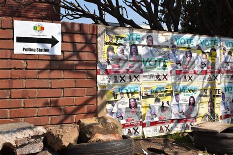 Zimbabwe Mnangagwas Inauguration Marred By Arrests Abductions And