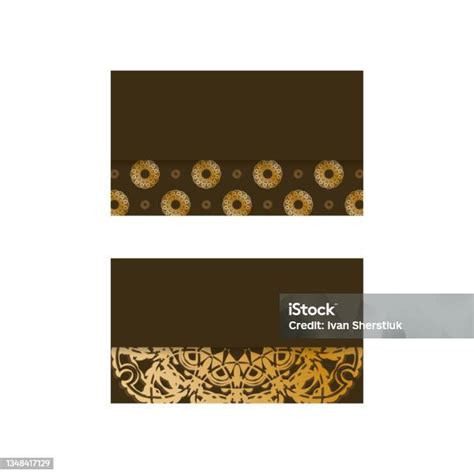 Template Kartu Nama Dalam Warna Coklat Dengan Pola Emas Yunani Untuk