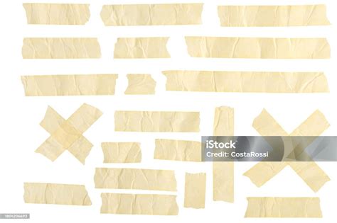 스트립과 조각 흰색 배경에 마스킹 테이프와 접착제 끈적끈적한 스카치 덕트 페이퍼 격리 접착 테이프에 대한 스톡 사진 및 기타 이미지 Istock