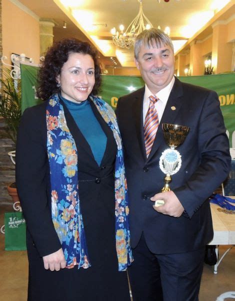 ПП ГЕРБ Сливен Десислава Танева връчи награди на най успешните български фермери