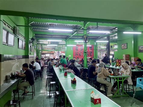 Iga Bakar Si Jangkung Alamat Jam Buka Harga Menu 2025