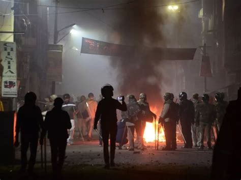 Firing By Uttar Pradesh Police In Kanpur Caught On Camera Contrary To