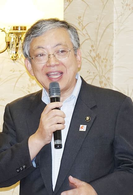 会長に鈴木氏就任 東日新聞