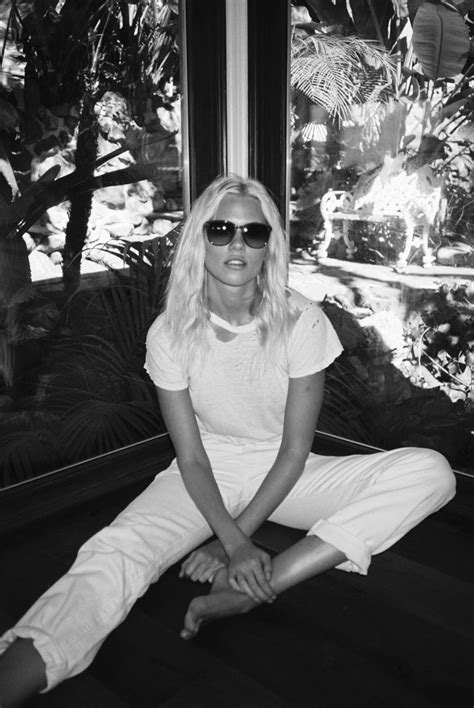 Becca Hiller Sexy And Topless 77 Photos Thefappening