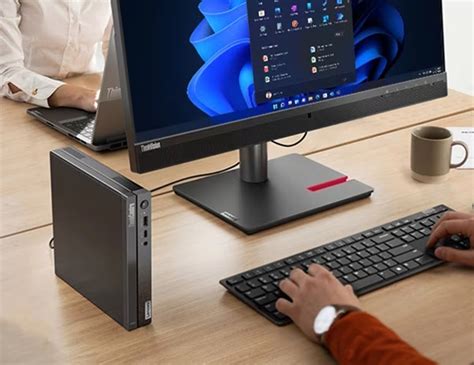 Lenovo ThinkCentre Neo 50q Gen 4 Tiny Celeron 7305 1 1 GHz 8 GB