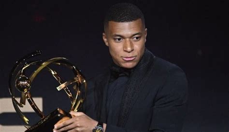 Psgs Mbappé Wins Ligue 1 Player Of The Year For Record