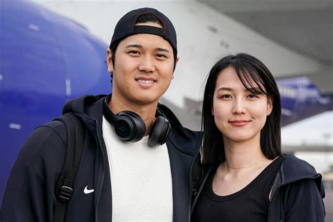 大谷翔平、長身女性と笑顔の2ショット 球団公式snsも反応「彼の妻」 Full Count