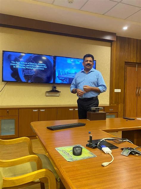 C Lakshman On Linkedin Enjoyed Interacting With Faculty And Fpm