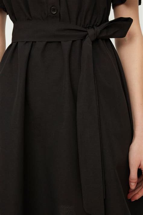 შავი ფერის ქამრიანი კაბა Extra Ge 460326