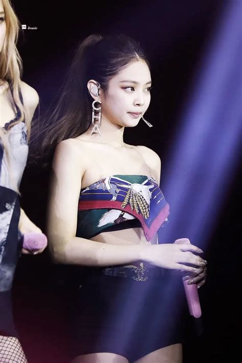 Truyền thông quốc tế nói Jennie BLACKPINK lách luật với The Idol