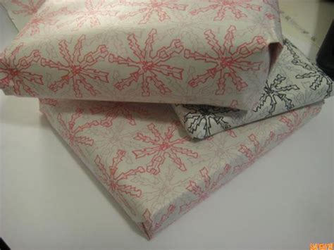 Print Your Own Wrapping Paper Make