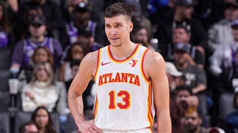 Bogdan Bogdanovic Receives Sekou Smith Award From Hawks