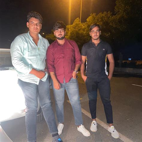 ਗੌਰਵ👻 Instadaily Billalsaeed Broken Instagram