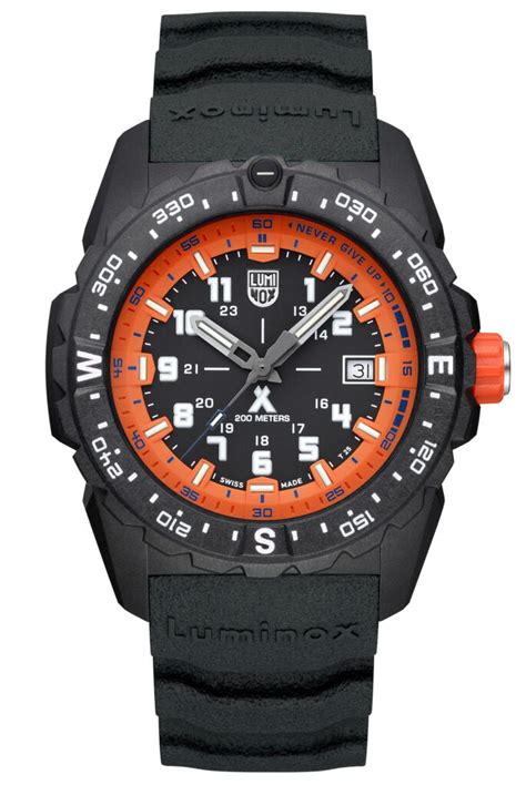 Hands On Luminox Bear Grylls Survival Limited Edition Mount Everest