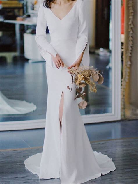 White Simple Wedding Dress Satin V Neck Long Sleeves Buttons Mermaid B