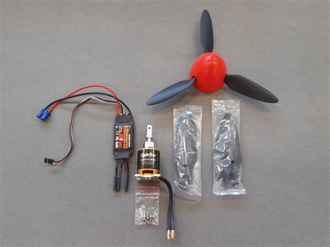 Antrieb 3648830kv 60a Regler Freewing Flightline La 7 Neu Gemäss