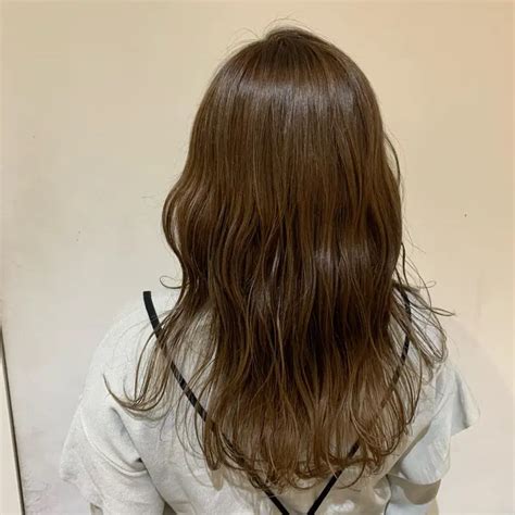 柔らかいベージュカラー森山 佳小里 暖色カラー Luca lino a所属 のヘアカタログ 20220423222648 ミニモ