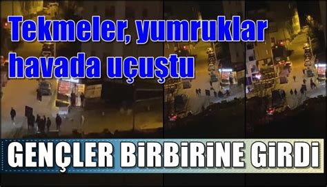 Tekmeler yumruklar havada uçuştu GENÇLER BİRBİRİNE GİRDİ Kdz