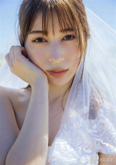 Bltデジタル写真集 雪平莉左「dominate」 知乎