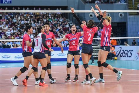 Pvl Tots Carlos Creamline Overcome Choco Mucho Inquirer Sports