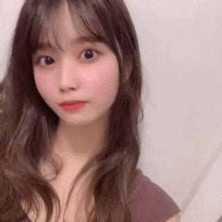 블라인드 블라블라 여자들만 보세요 본인이 이분보다 이쁘다고 생각하시는지요