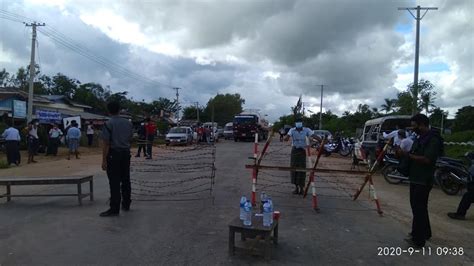 ရန်ကုန်ဝင်ထွက်ခွင့်ပိတ်လိုက်ဖြင့် တိုက်ကြီးစစ်ဆေးရေးဂိတ်တွင် ခရီးသည်ယာဉ်များ ပိတ်မိနေ ဓာတ်ပုံ