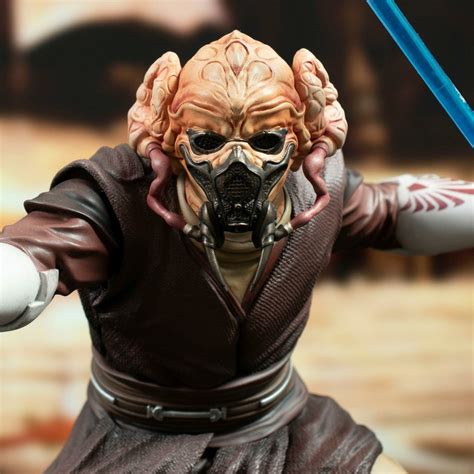 Plo Koon Premier Collection Statue Gentle Giant