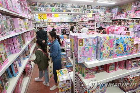 어린이들이 친구들로부터 가장 듣고 싶은 말은 같이 놀자 연합뉴스