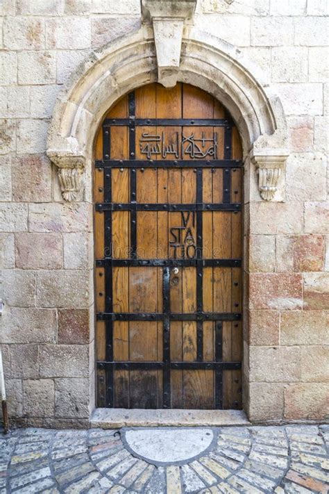 Ruas E Edif Cios Antigos Na Antiga Cidade De Jerusal M Foto Editorial Imagem De Leste Lugar