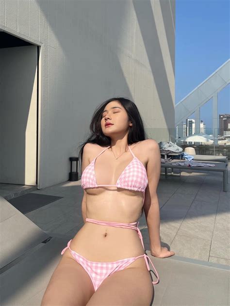 เปิดวาร์ป ตูนลี่ ณัฐนันท์ นางแบบ หน้าสวย แซ่บเกินต้าน