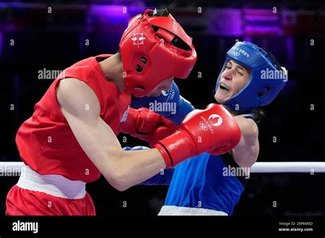 Taiwans Lin Yu Ting Left Fights Bulgarias Svetlana Staneva In Their