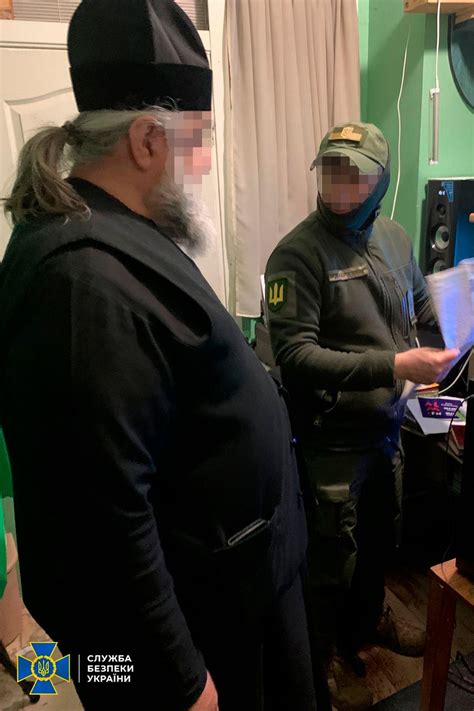 Настоятель храму УПЦ МП в Ужгороді називав безбожниками сатаністами тих хто святкує Різдво 25