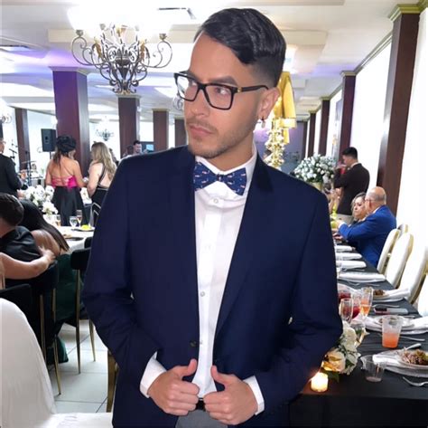 Barney Miguel Medina Roldan