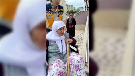 yaşındaki Fatma nine oyunu kullandı Beyaz Gündem Gazetesi