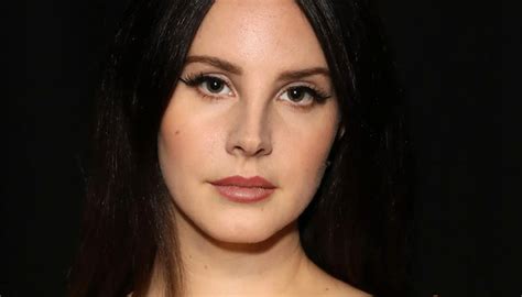 Lana Del Rey Celebrates 36th Birthday With A Style
