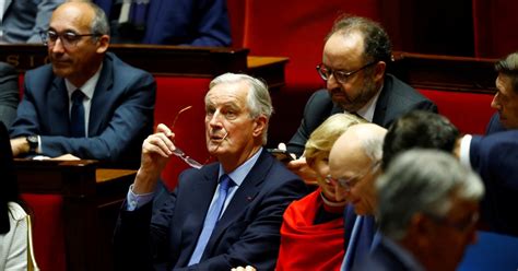 ສະ ມາ ຊິກ ສະ ພາ ຝ ຣັ່ງ ລົງ ມະ ຕິບໍ່ ໄວ້ ວາງ ໃຈ ເພື່ອ ຂັບ ໄລ່ ນາ ຍົກ ລັດ