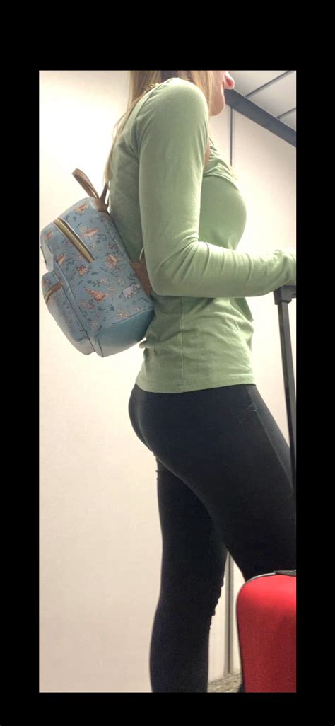 Pretty Nerdy Girl With Glasses And Gorgeous Body Spandex Leggings