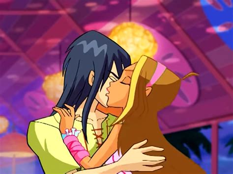 Winx Club Bloom And Sky Kissing