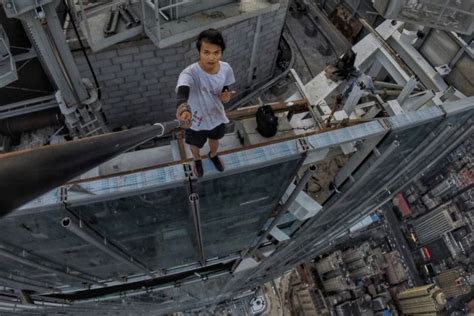 5 Fakta Yong Ning Penggila Selfie Ekstrem Yang Jatuh Dari Lantai
