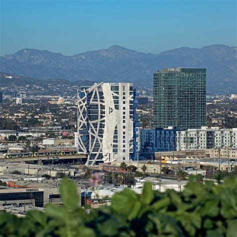 W Rapper Is Turned Inside Out In A Way Says Eric Owen Moss Architects