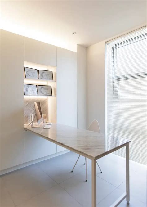 화이트톤 고급스러운 60평 필라테스 인테리어 서초구 서초동