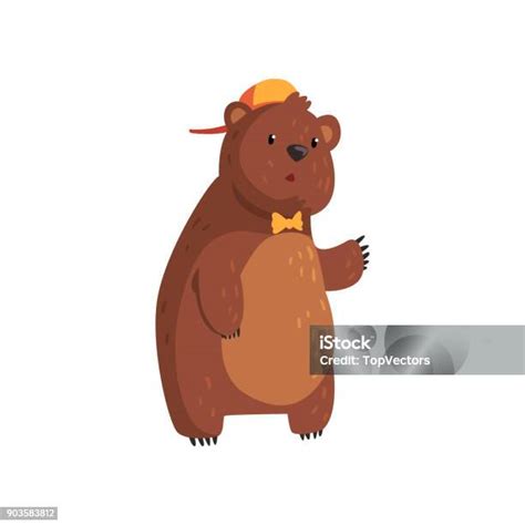 하이 틴 곰 인형에 고립 된 화이트 서입니다 작은 둥근 갈색 모피와 만화 캐릭터 귀 고 발톱과 발 주황색 모자와 나비 넥타이에