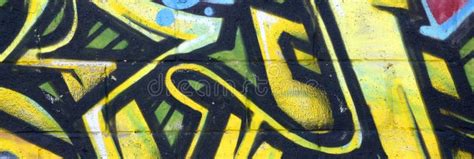 Fragment Von Farbigen Stra Enkunst Graffitimalereien Mit Konturen Und