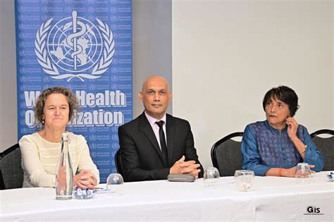 Participants Of Behavioural Insights Training Programme Receive Their Certificate