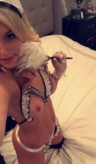 Maid Selfie 67bigtittylover92 Maid Selfie 67bigtittylover92