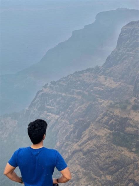 या अभिनेत्याने केले सह्याद्रीत Water Rappelling Timesnow Marathi