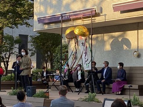 New Open 3号館1階オープンテラス『cafe 3』│昭和女子大学 国際学部 国際学科