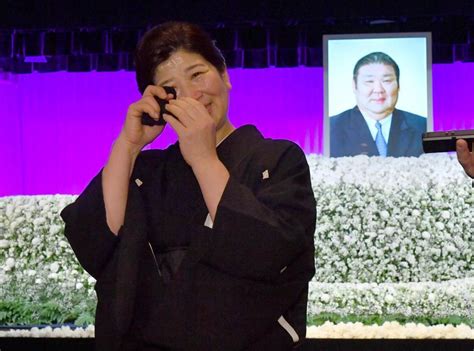 先代高砂親方夫人の恵さん お別れの会で涙止まらず「主人のことがフラッシュバックして」気丈に感謝の思い語るスポーツデイリースポーツ Online