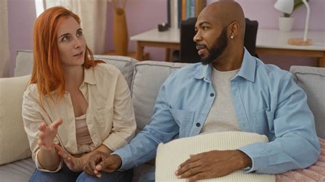 If A Husband Is Actually Happy In His Marriage Hell Say These 11